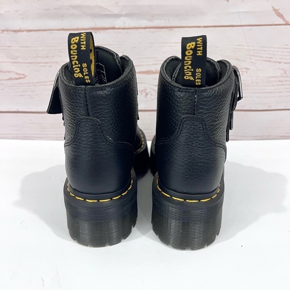 Dr. Martens | Shoes | Doc Dr Martens Pebbled Black Leather Devon Heart ...